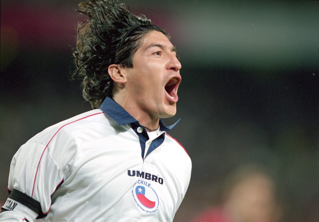 Ivan Zamorano Attends Inter Training: "Two Chilean Friends"